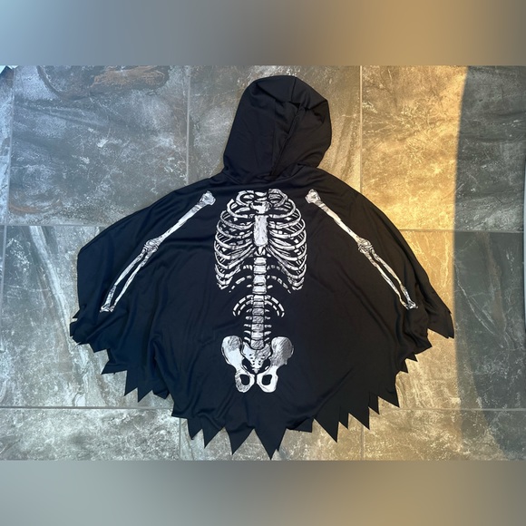 Spirit | Other | Spirit Halloween Adult Skeleton Cape | Poshmark